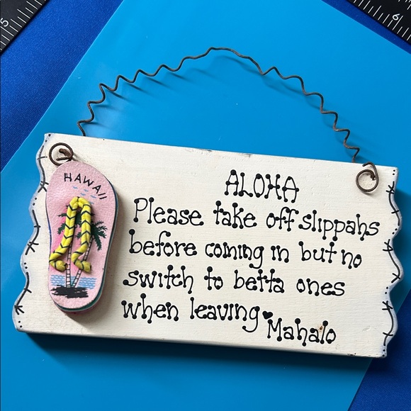Vintage | Wall Decor | Hawaiian Please Remove Your Slippahs Sign | Poshmark
